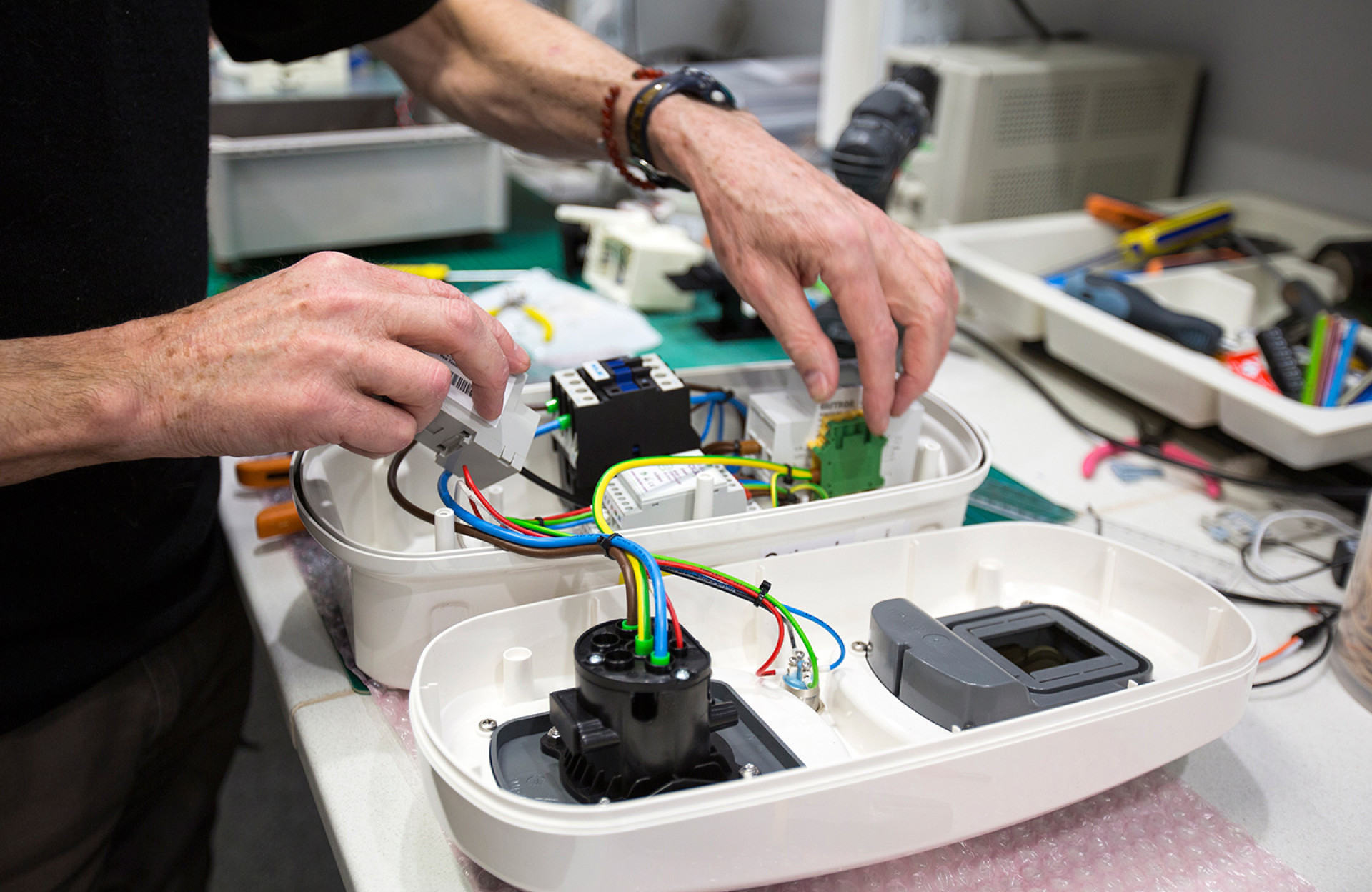 Embrium: Powering up electric vehicles and electricity networks alike ...